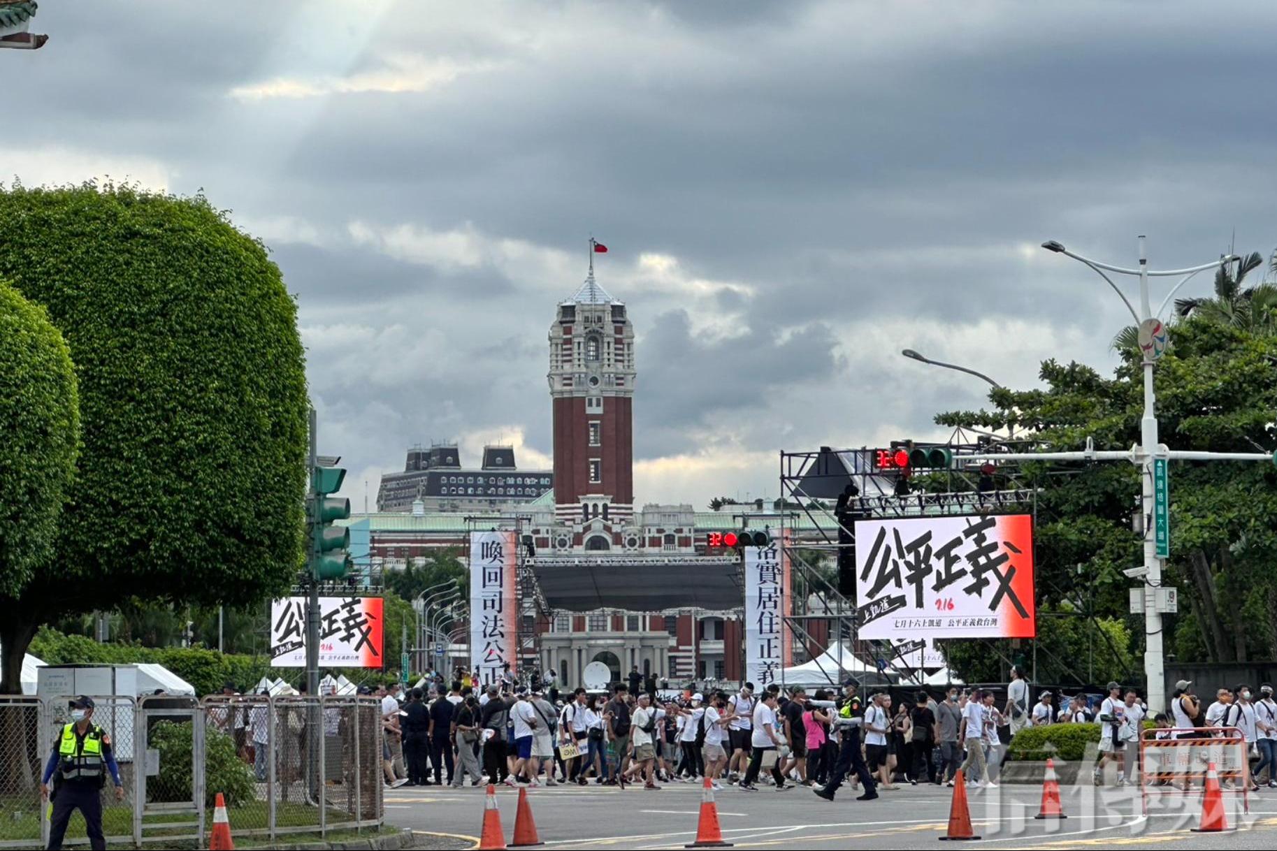 716遊行大調查》年輕人你生什麼氣？揭開白色力量真實樣貌 | 信傳媒