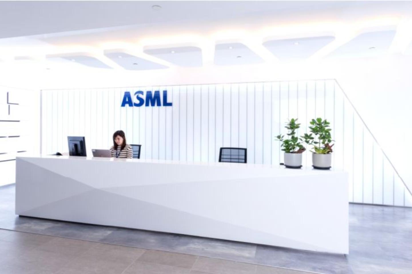 荷蘭4款機台禁令生效之前 中企瘋搶設備 ASML中國營收占比翻倍 | 信傳媒